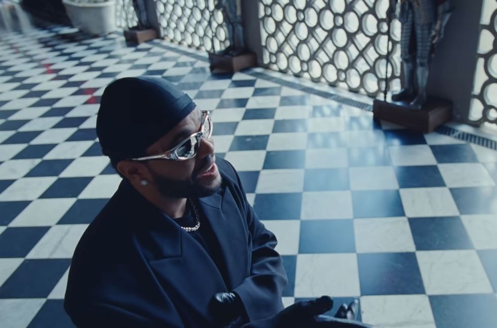 The Weeknd Becomes First Canadian Artist With 7 Diamond Certified ...